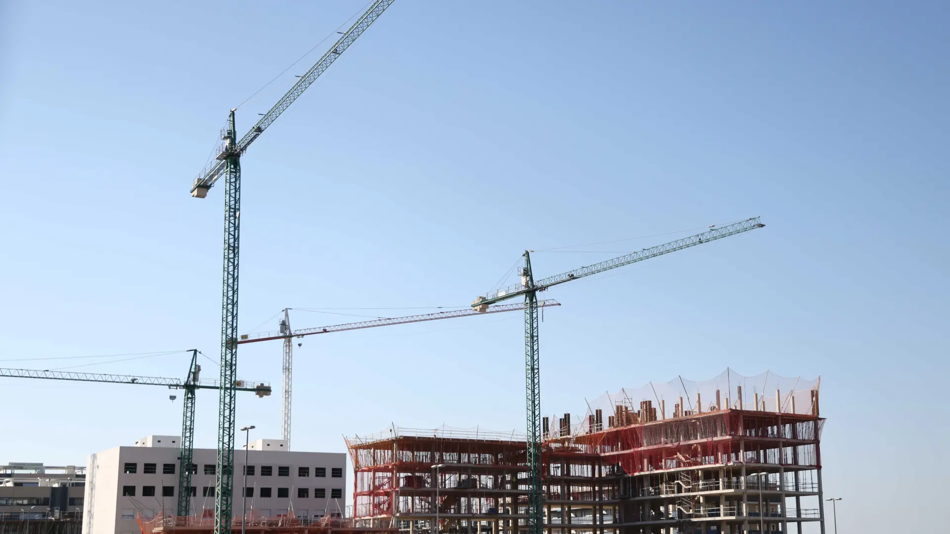 España necesita construir 200.000 viviendas al año, el doble de lo que se edifica