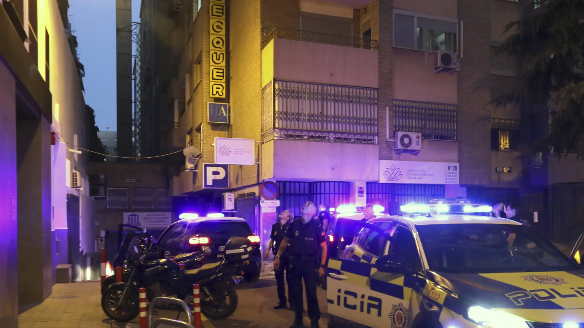 Investigan si la mujer hallada muerta con heridas de arma blanca en Granada era pareja del ...