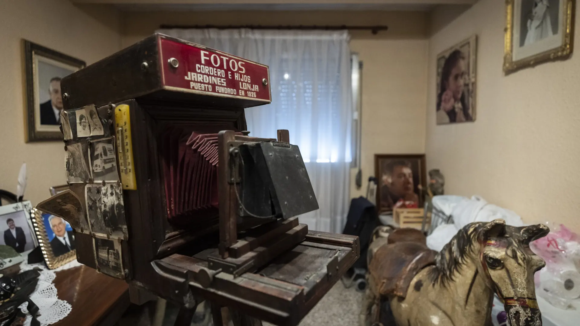 La Sociedad Fotográfica de Zaragoza pondrá en valor el legado de Ángel ...