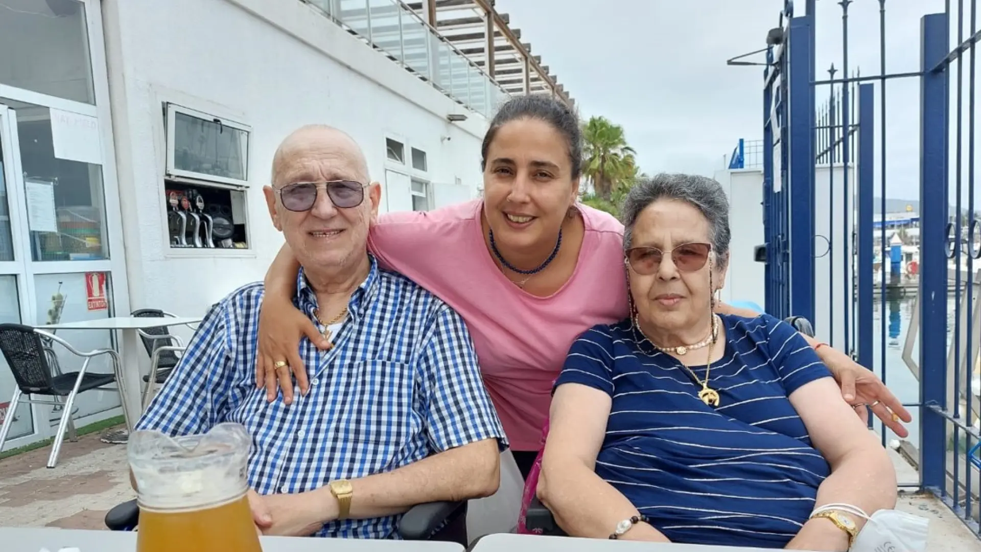 Muere en Ceuta Félix 'El Maño', un querido hostelero que no olvidó su ...