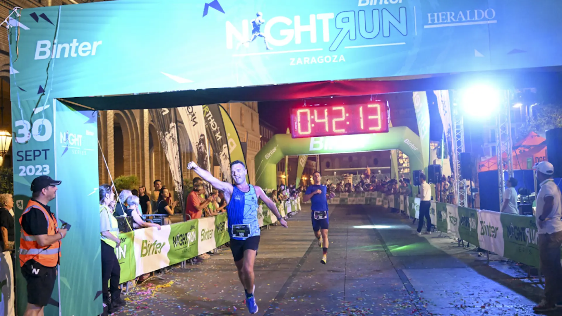 La noche de Zaragoza se llena de atletismo con la Binter Nightrun