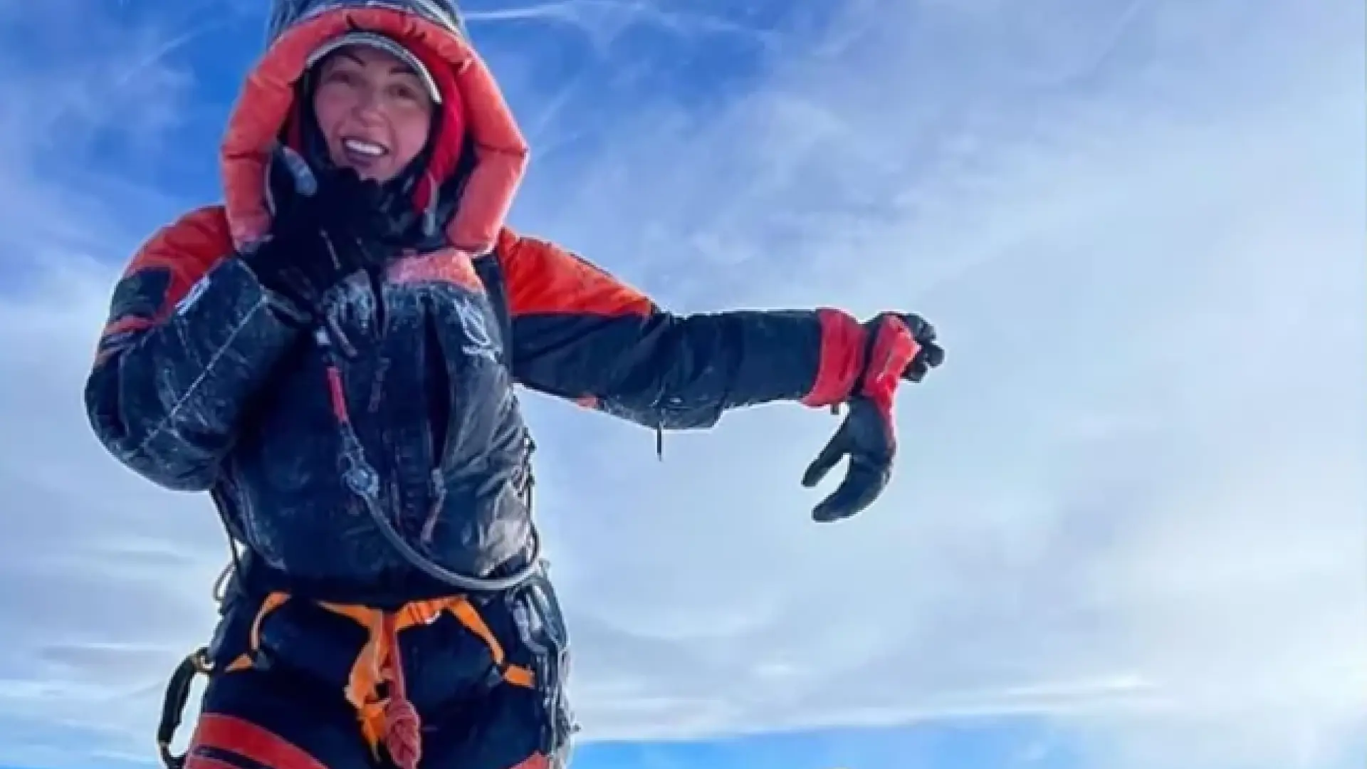 Muere la alpinista estadounidense Anna Gutu en una avalancha en el ...