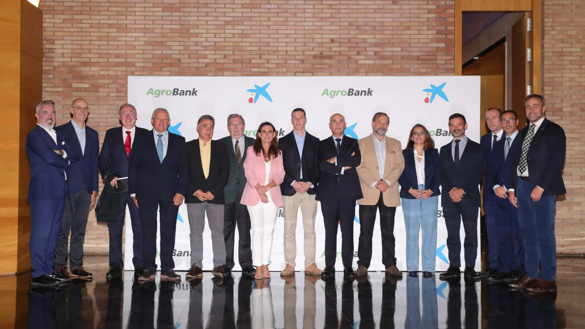 Más de 300 asistentes a la Jornada Agrobank de Caixabank sobre ...