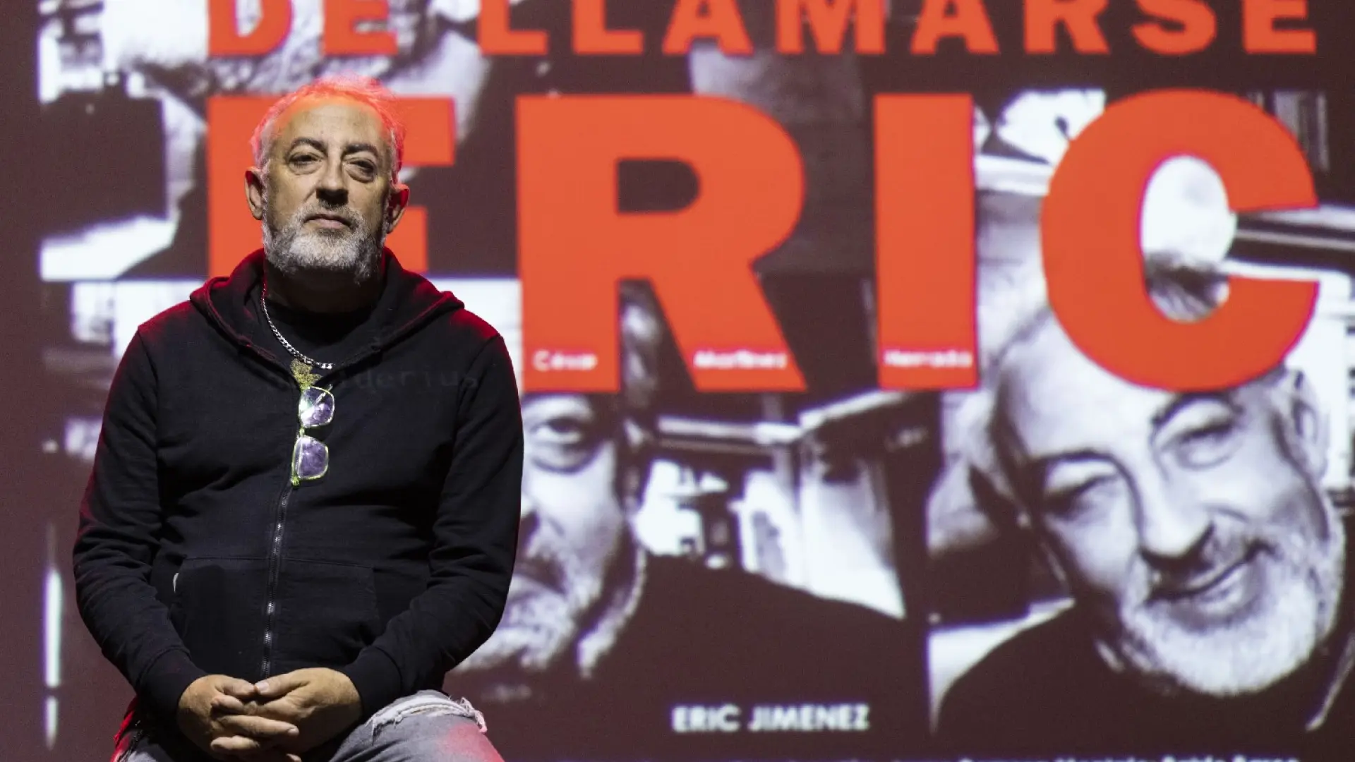 Eric Jiménez, el batería más famoso del indie nacional, bien merecía una película