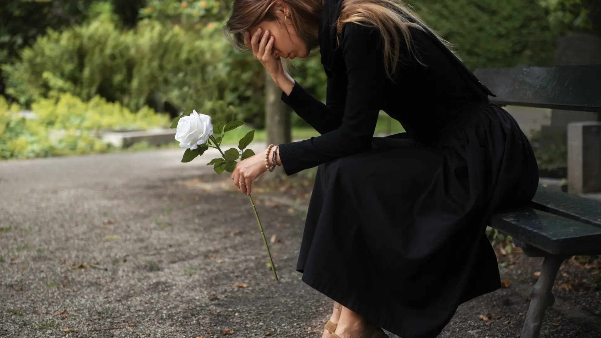 ¿Cómo abordar el duelo? "Pocas personas son capaces de empatizar con el ...