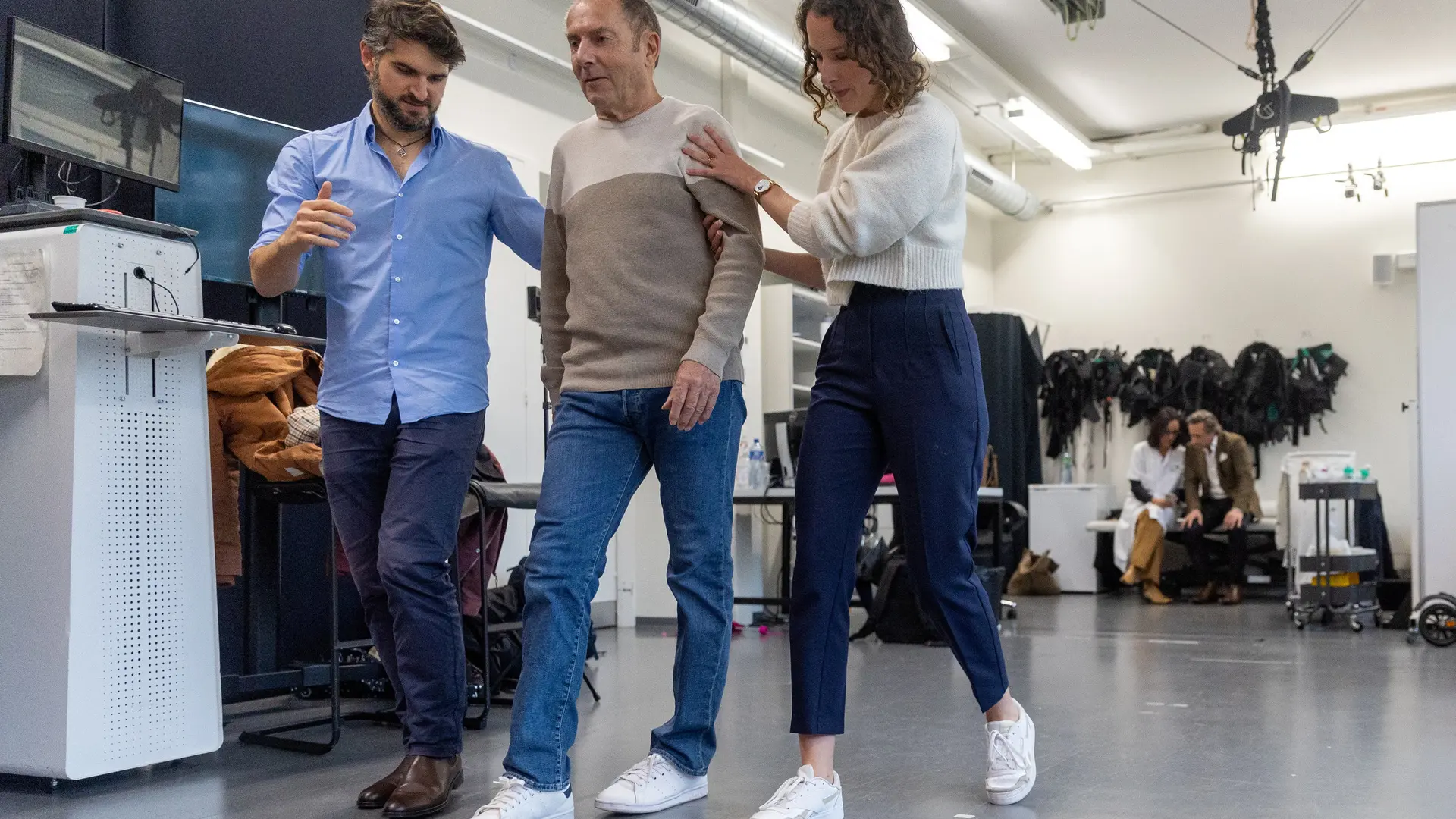 Crean una neuroprótesis que permite a enfermos de párkinson volver a ...