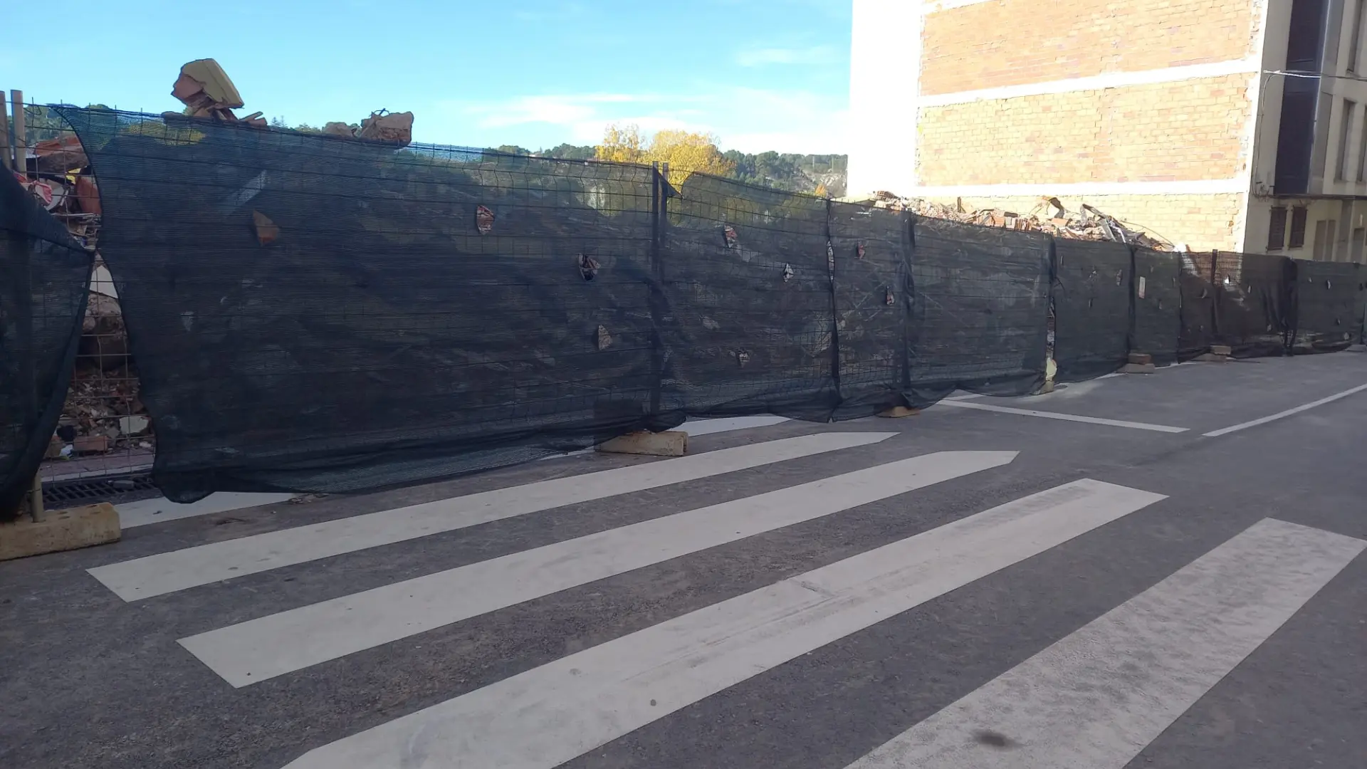 El desescombro de la casa que se hundió en Teruel empieza la semana que ... El desescombro de la casa que se hundió en Teruel empieza la semana que ...