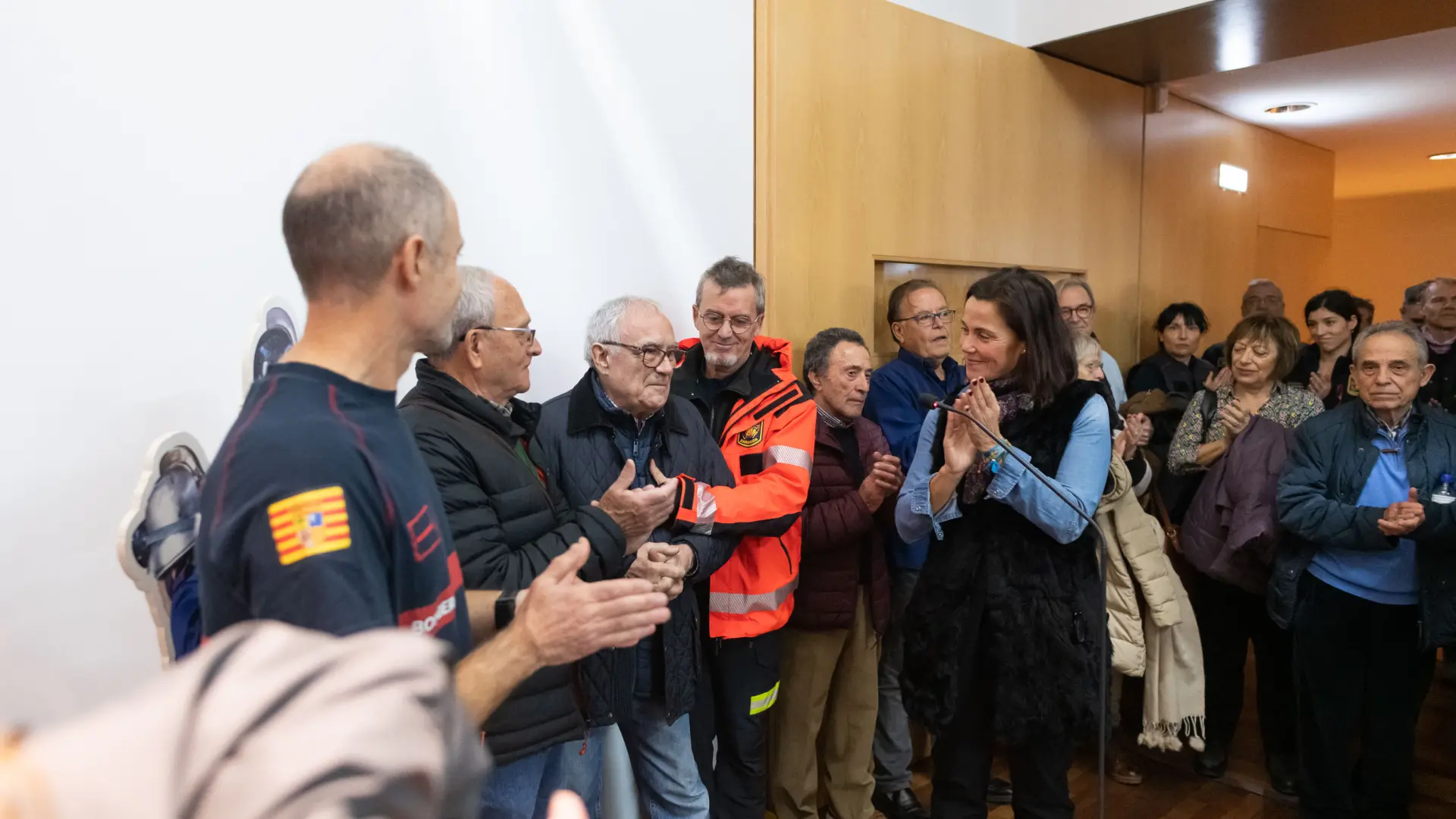 Zaragoza inaugura la exposición por el incendio de Tapicerías Bonafonte ...