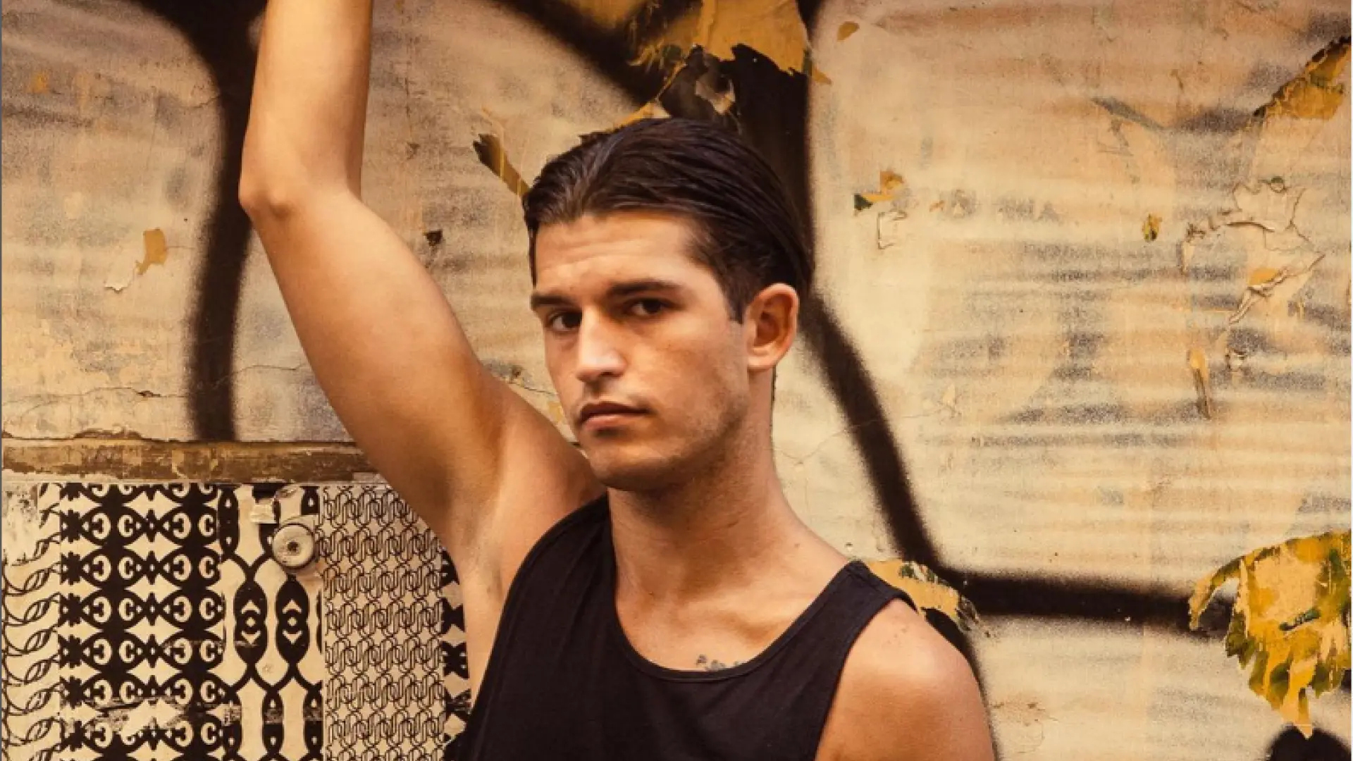 Muere el joven actor Adam Jendoubi, "el rostro del nuevo Nápoles", tras ...