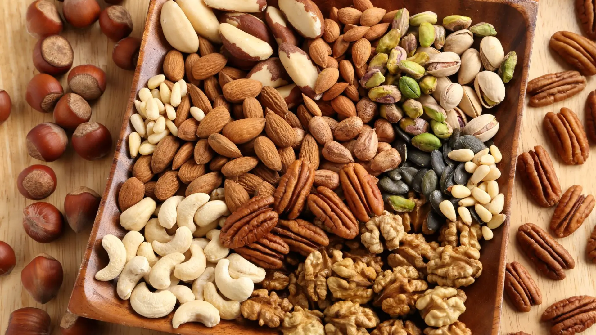 Ni almendras ni avellanas: este fruto seco tiene más proteínas que el ...