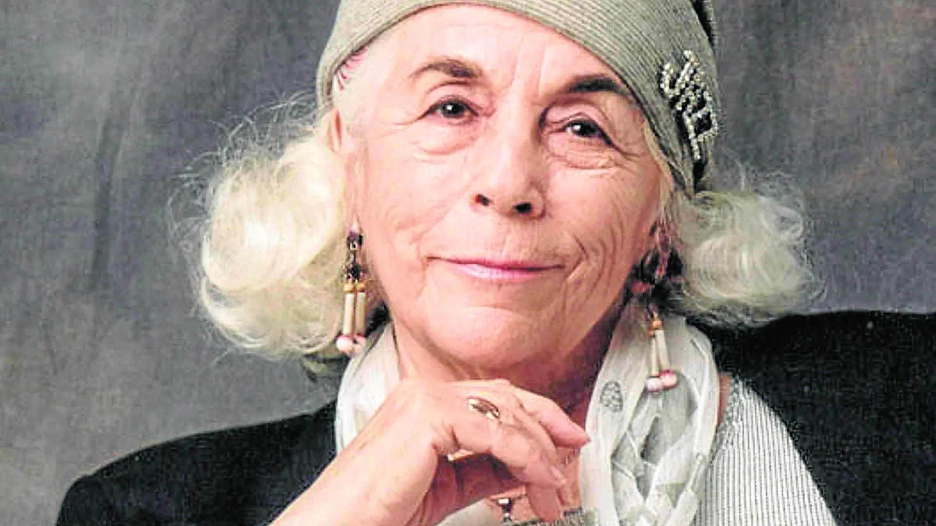 Carmen Martín Gaite, la talentosa infinita que escribía cartas