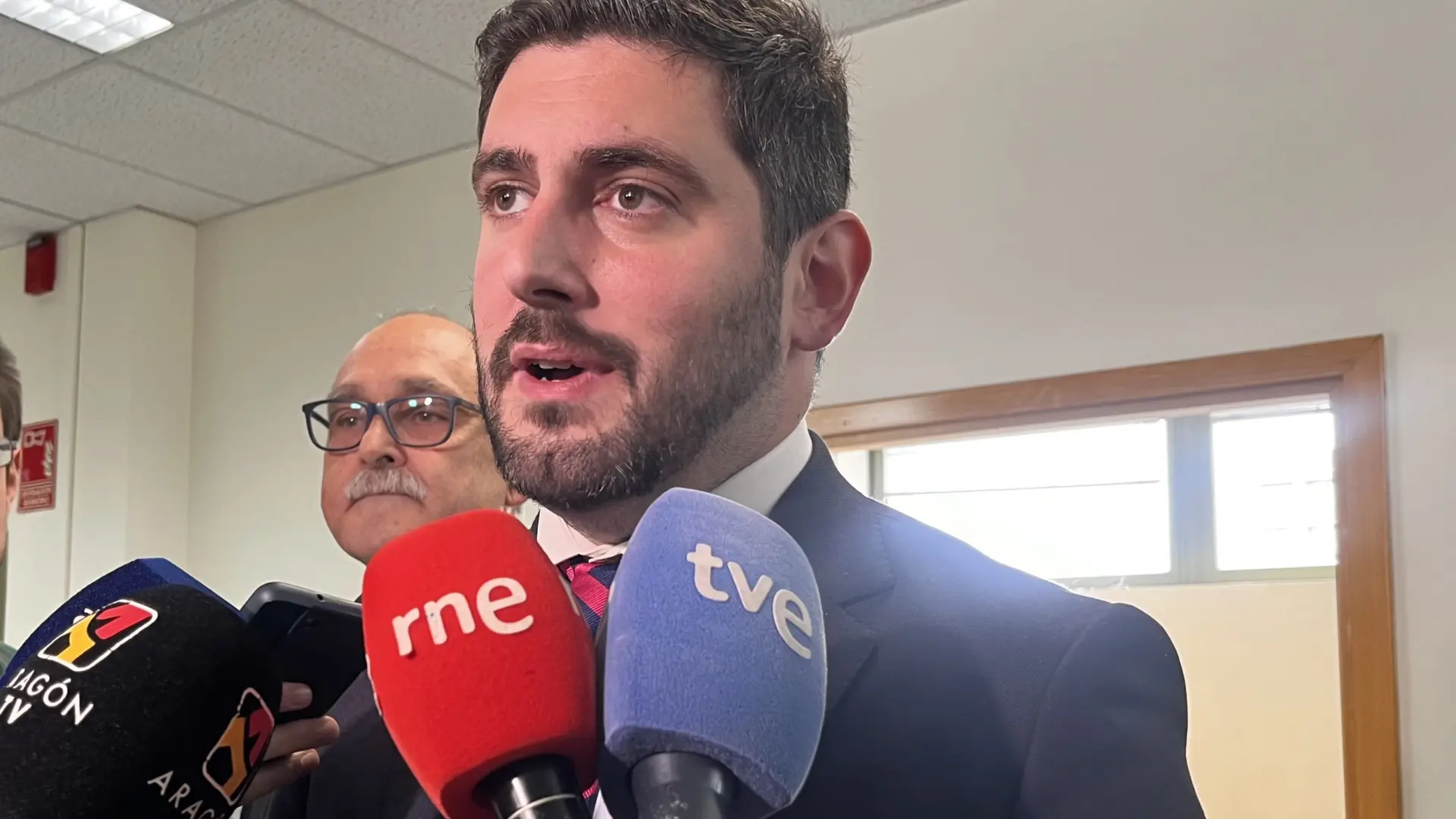 Nolasco (Vox) lamenta el "show" de Sánchez, a quien llama "auténtico ...