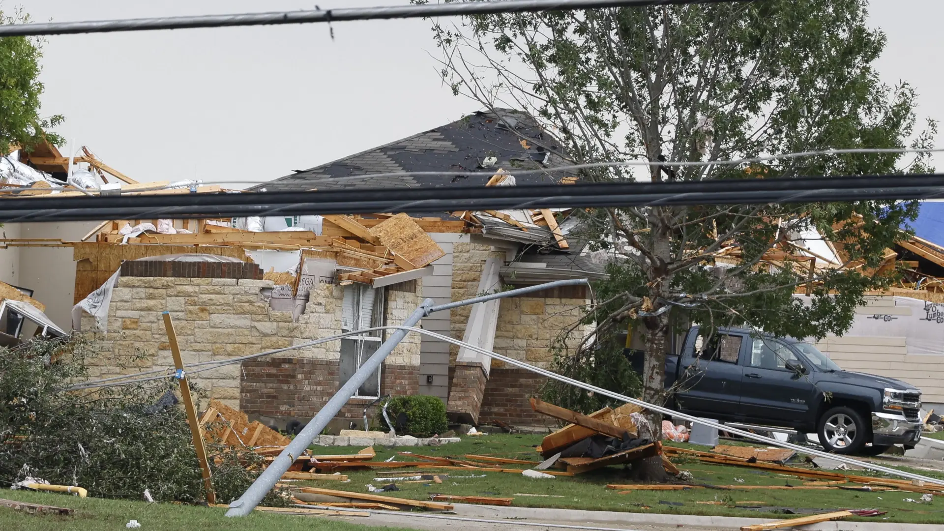Fotos | Un tornado agita la ciudad de Temple (EE.UU.) | Imágenes