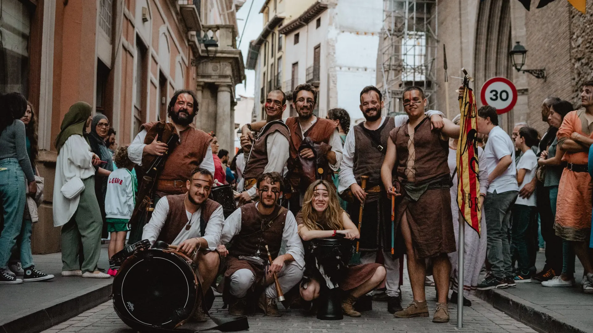 El grupo bilbilitano Os Fillos d'o Sobrarbe adereza su décimo cumpleaños con estreno musical