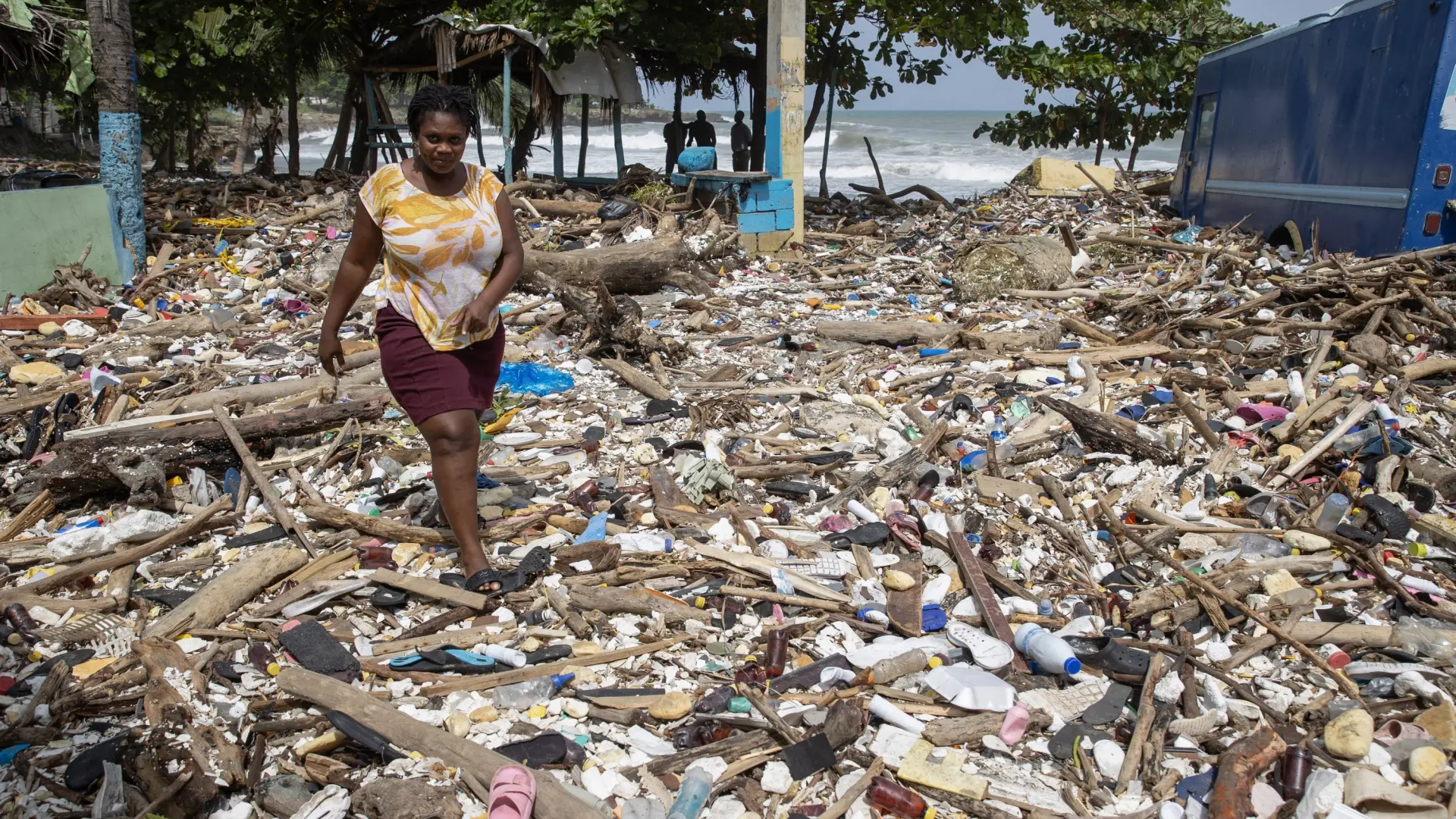 El huracán Beryl azota Jamaica y deja dos muertos