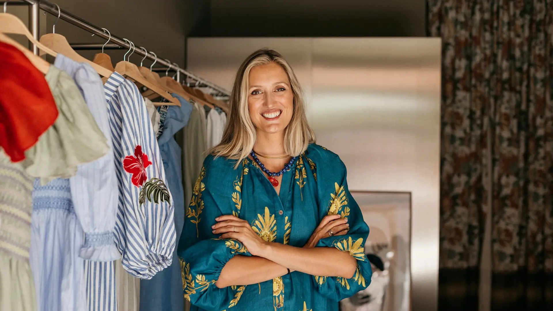 La marca de ropa aragonesa que triunfa entre las famosas se instala en el centro de Zaragoza