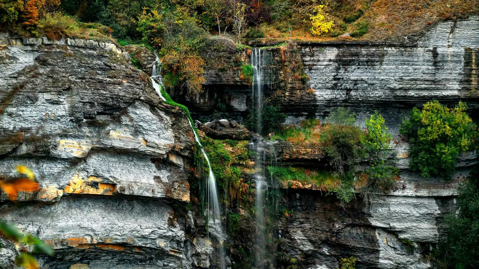 Una de las cascadas más altas de España está cerca de Zaragoza: más de ...