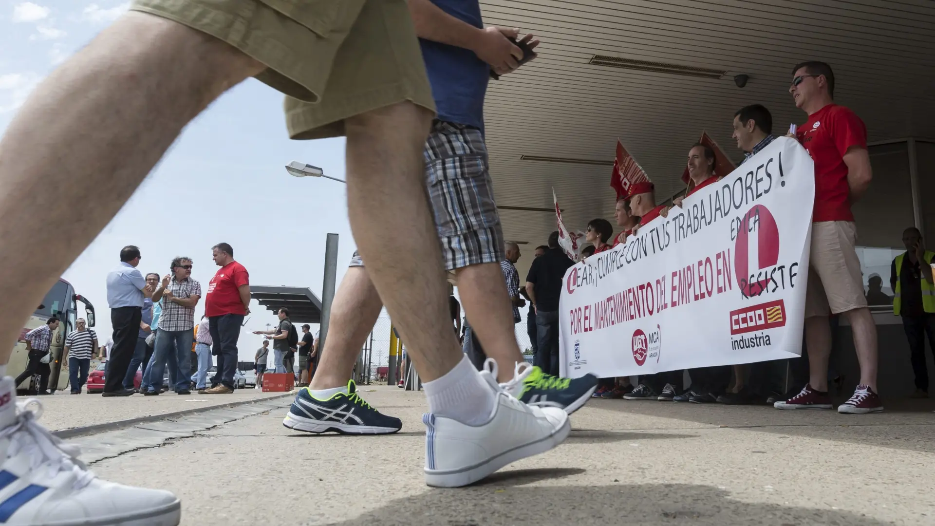 Preacuerdo en Lear Épila con una subida salarial de 2.000 € este año