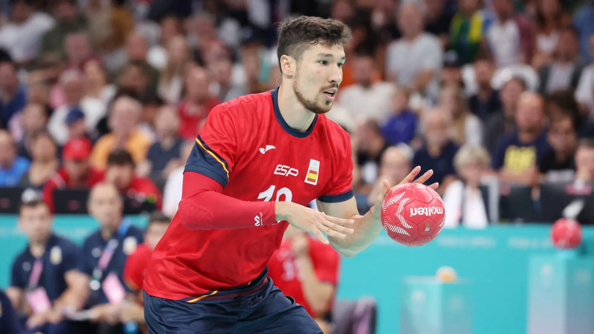 Álex Dujshebáev: "Si España hace medalla, por supuesto, un trozo de esa ...