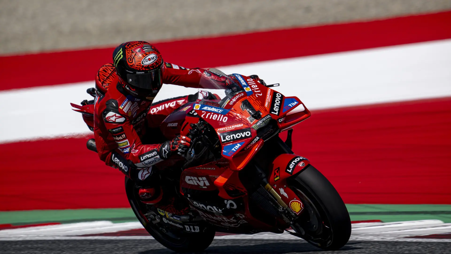 Bagnaia gana con autoridad, Vietti y Ortolá logran la 'pole position'