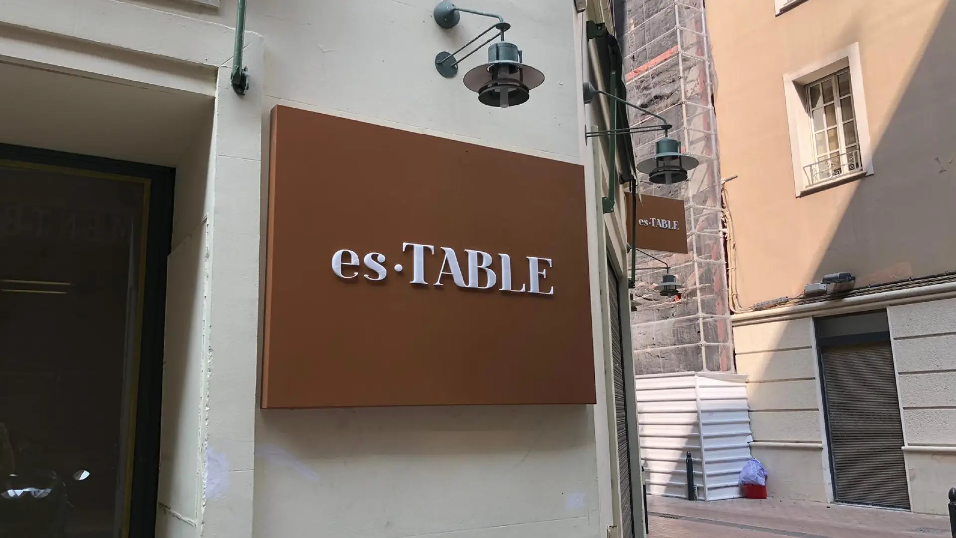 El nuevo Es.Table del chef Ramsés González en el centro de Zaragoza ...