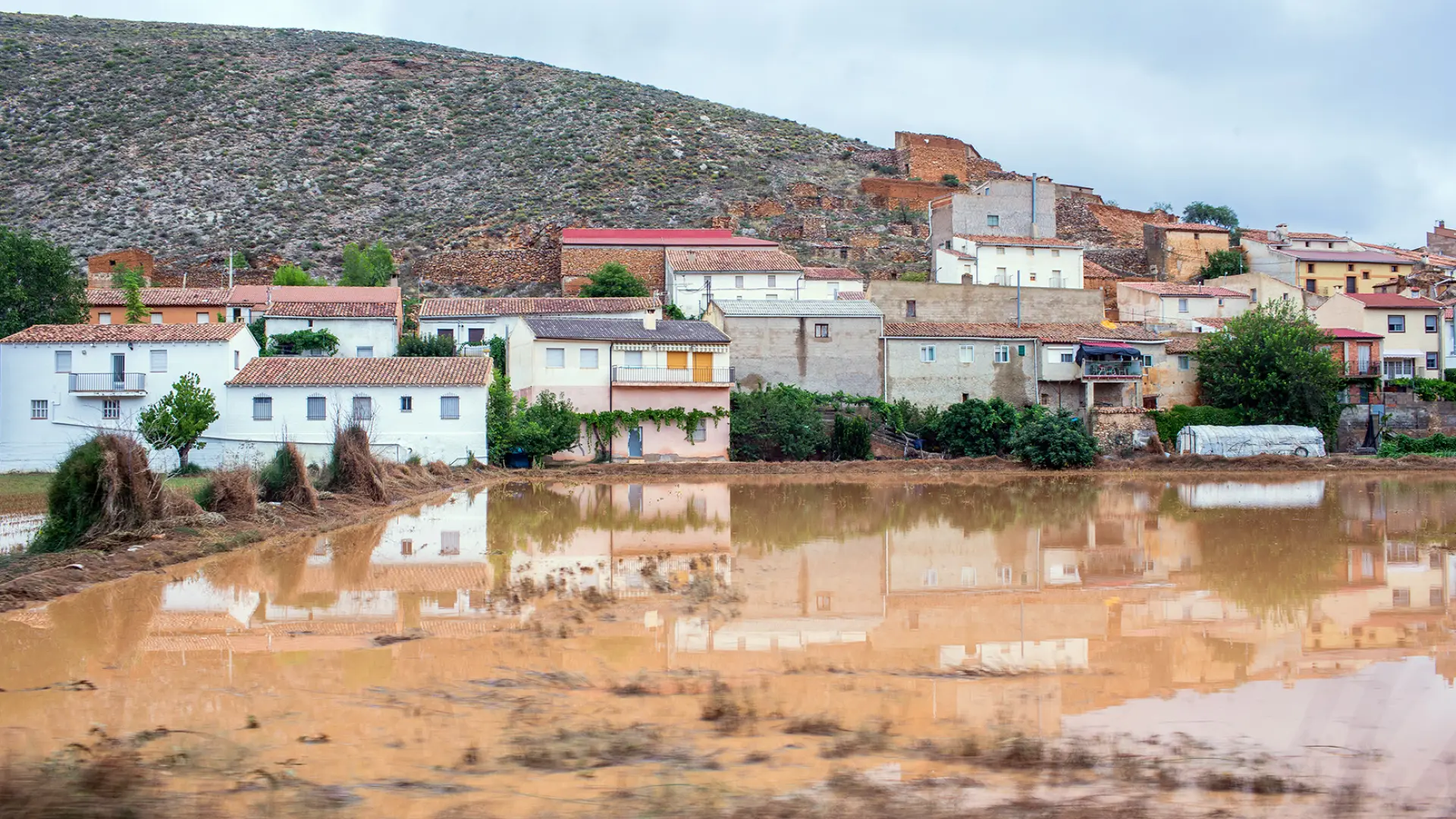 La segunda crecida del río Piedra vuelve a anegar fincas, una vivienda ...