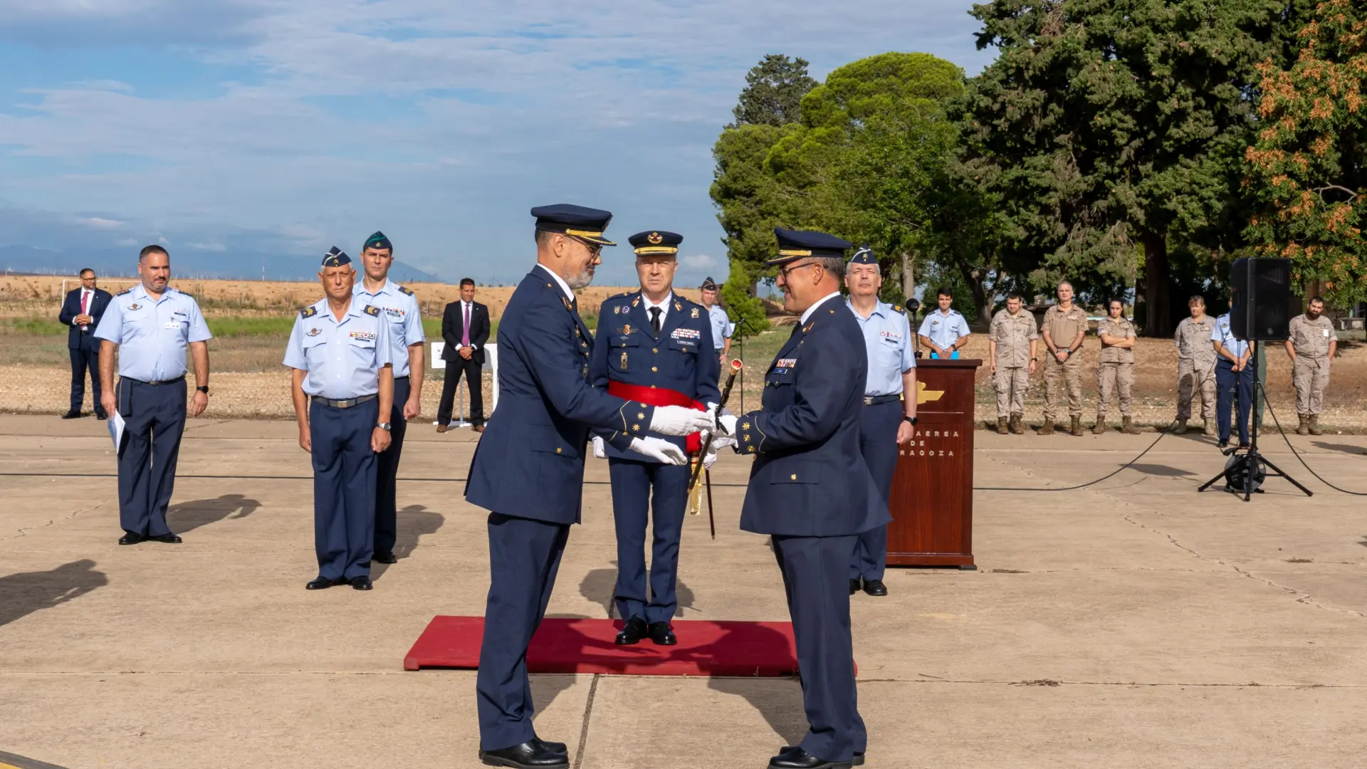 Relevo en el Ala 31: el coronel Vela asume el mando de la unidad para ...