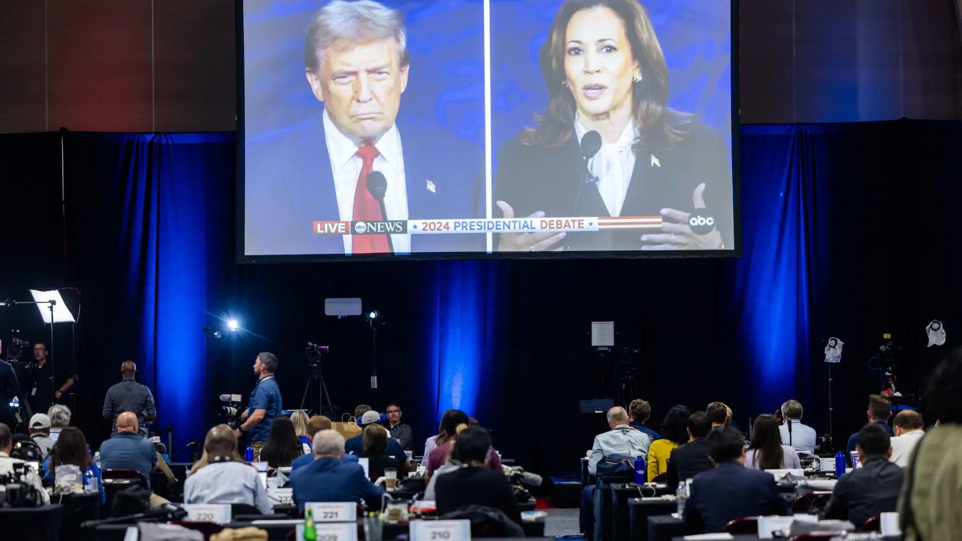 Quién es Karen Dunn, la poderosa 'coach' de Kamala Harris para el ... Quién es Karen Dunn, la poderosa 'coach' de Kamala Harris para el ...