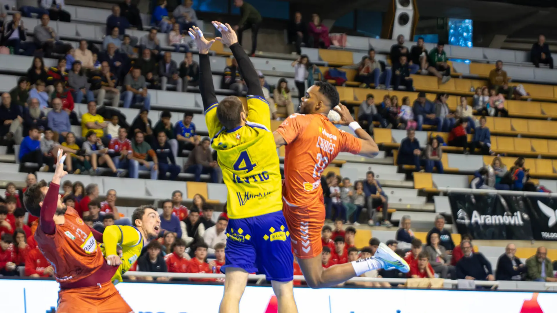 El Bada Huesca encuentra una solución y visitará al Bidasoa-Irún en la jornada 3