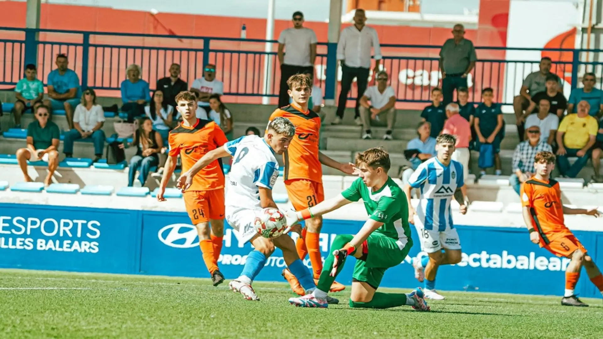 Crónicas de División de Honor Juvenil: Primera y necesaria victoria del ...