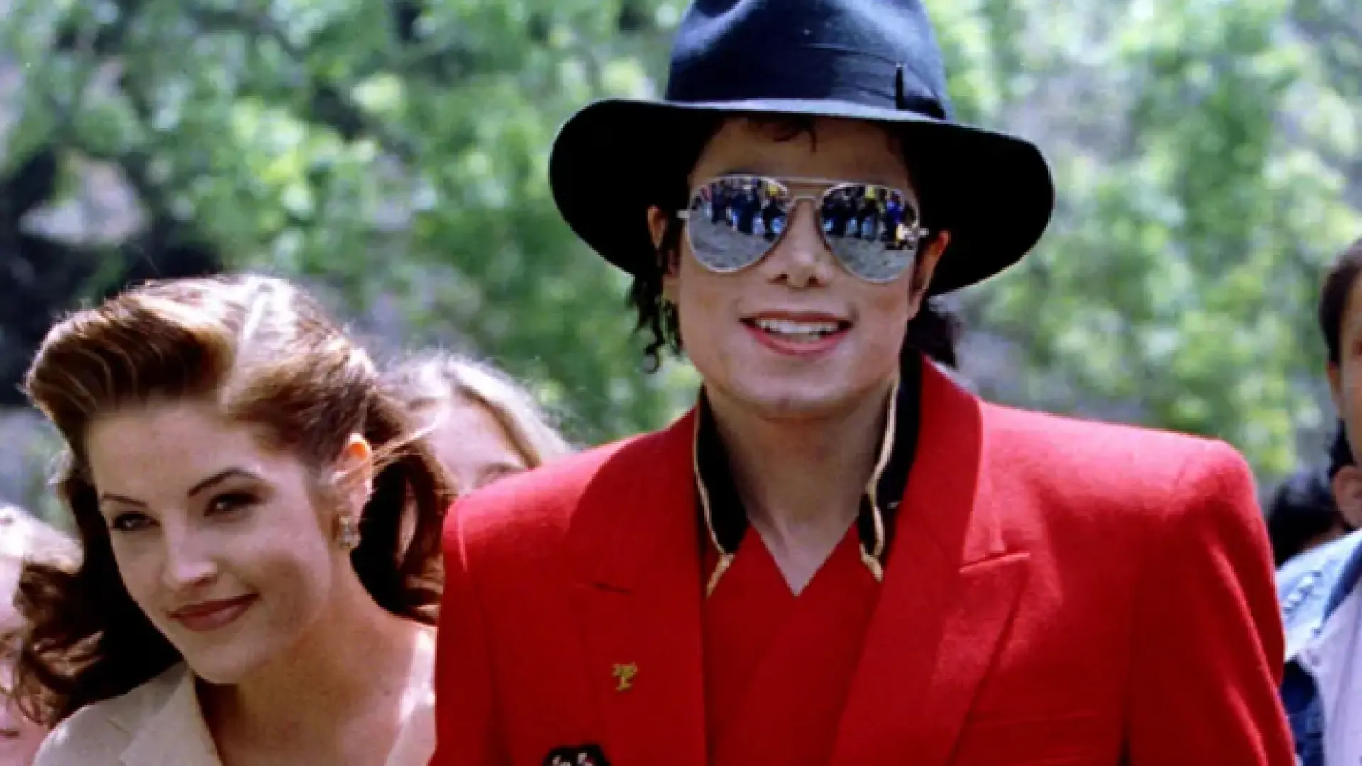 Lisa Marie Presley revela que Michael Jackson era "todavía virgen" a ...