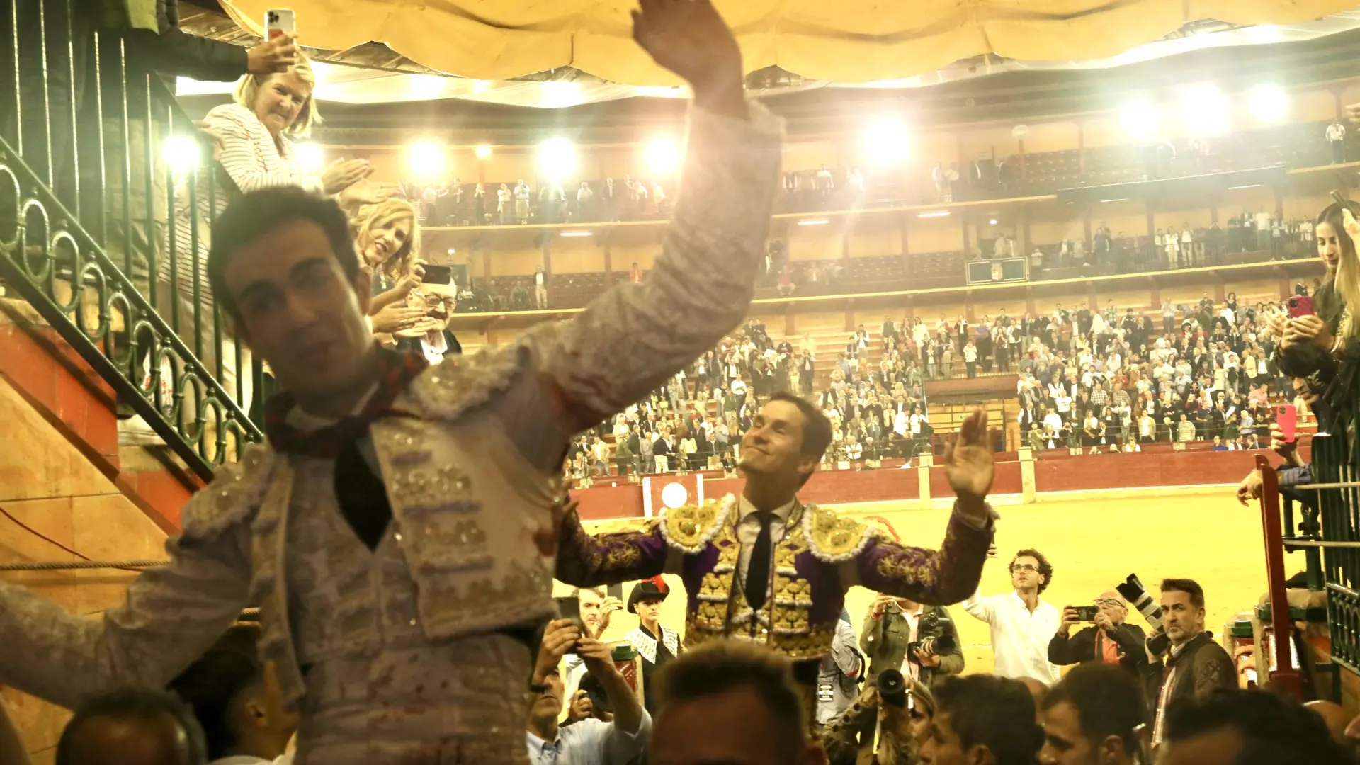 Fotos | Doble puerta grande para Daniel Luque y Tomás Rufo en Zaragoza