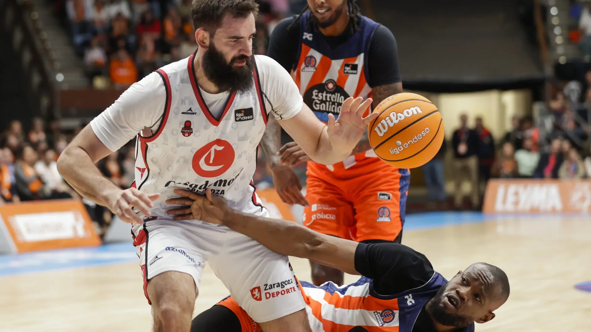 Fotos del partido Leyma Coruña-Casademont Zaragoza | Imágenes