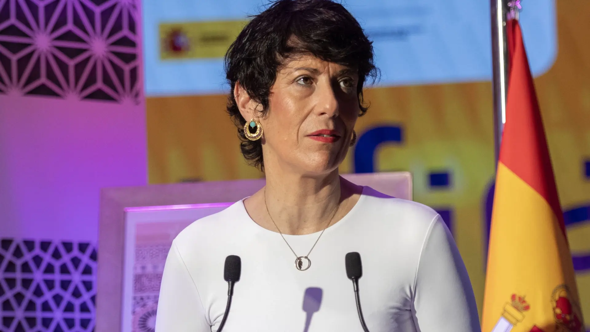 La ministra Saiz elude la mejora de las ayudas a Teruel y admite que ...