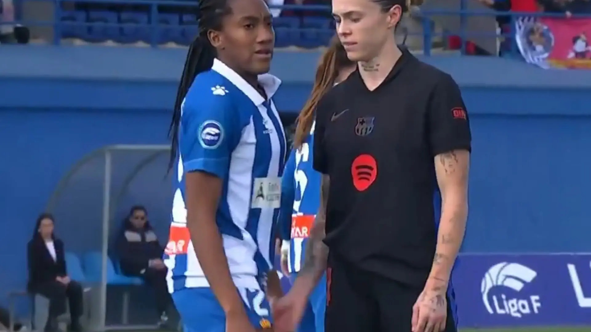 El Espanyol condena los tocamientos de Mapi León a su jugadora ...