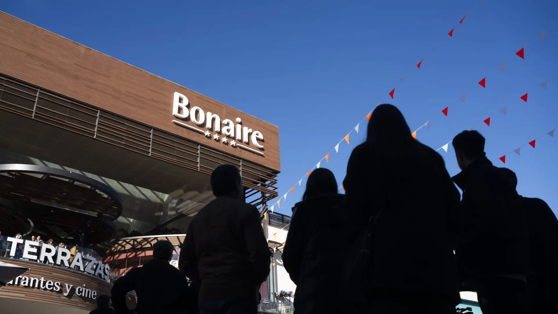 Fotos del centro comercial Bonaire, en Valencia, tres meses y medio ...