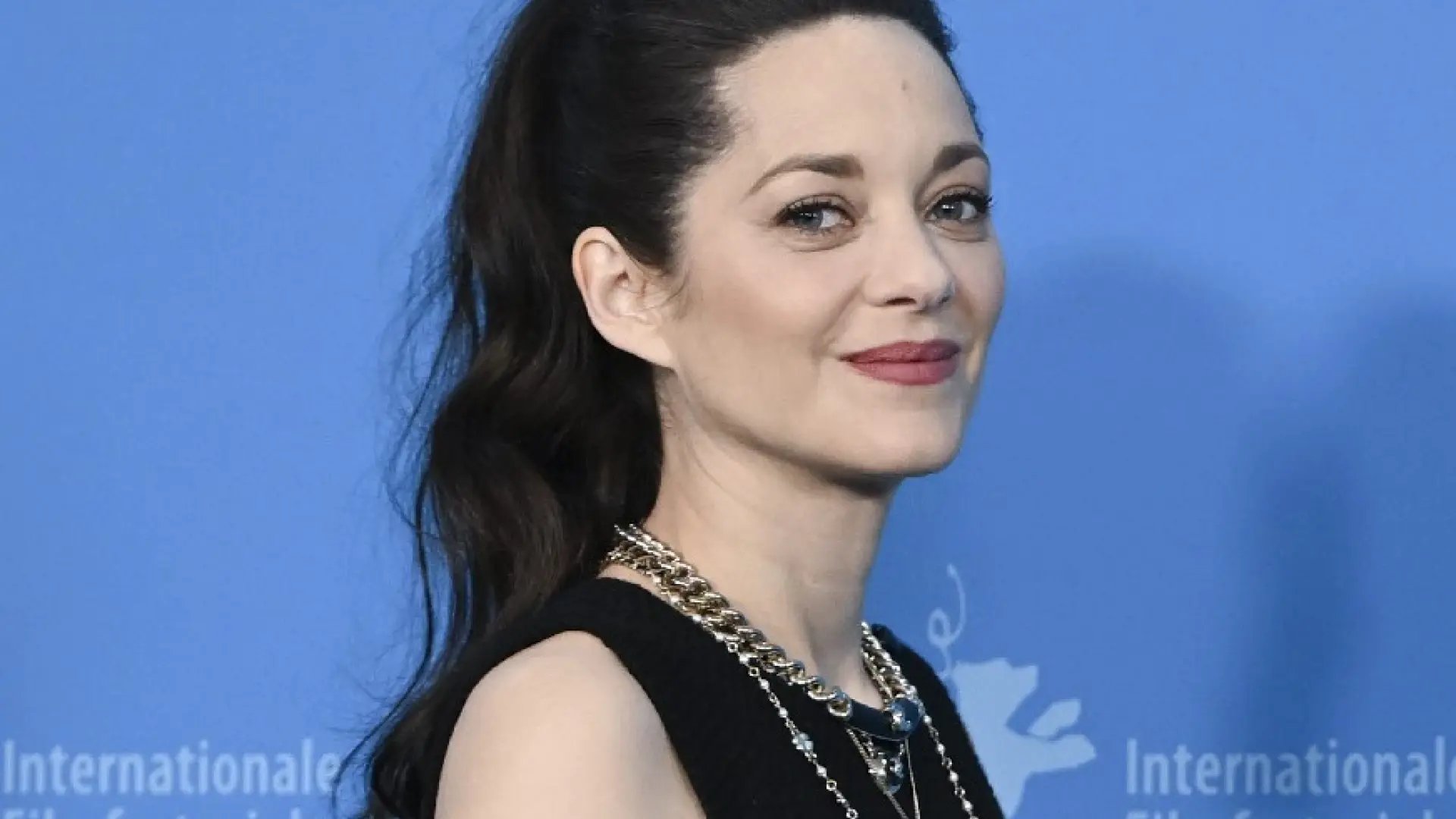 Marion Cotillard, una radiante reina de las nieves en la Berlinale ...