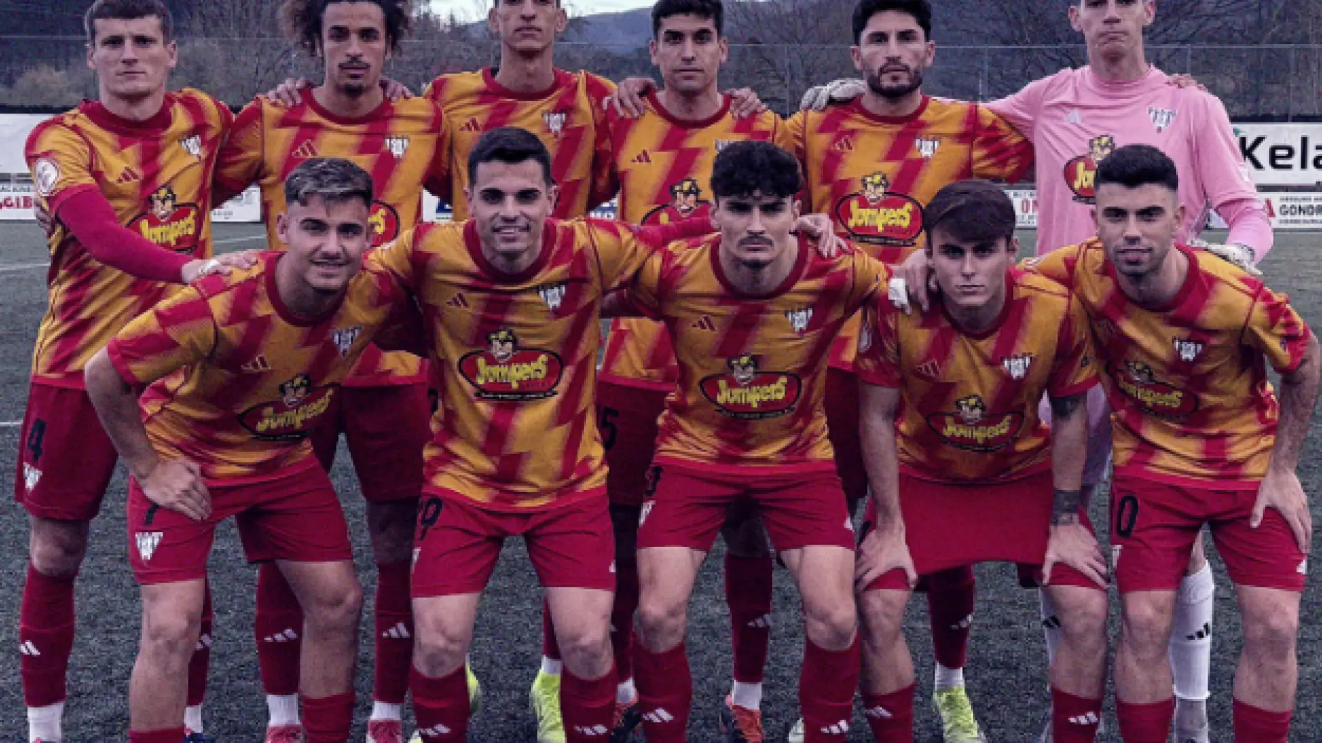 El Ejea reacciona a tiempo y suma un punto valioso en Guernica (2-2)