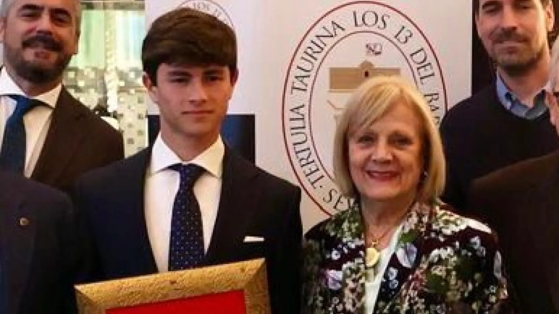 El novillero aragonés Aarón Palacio gana un premio que conquistaron ...