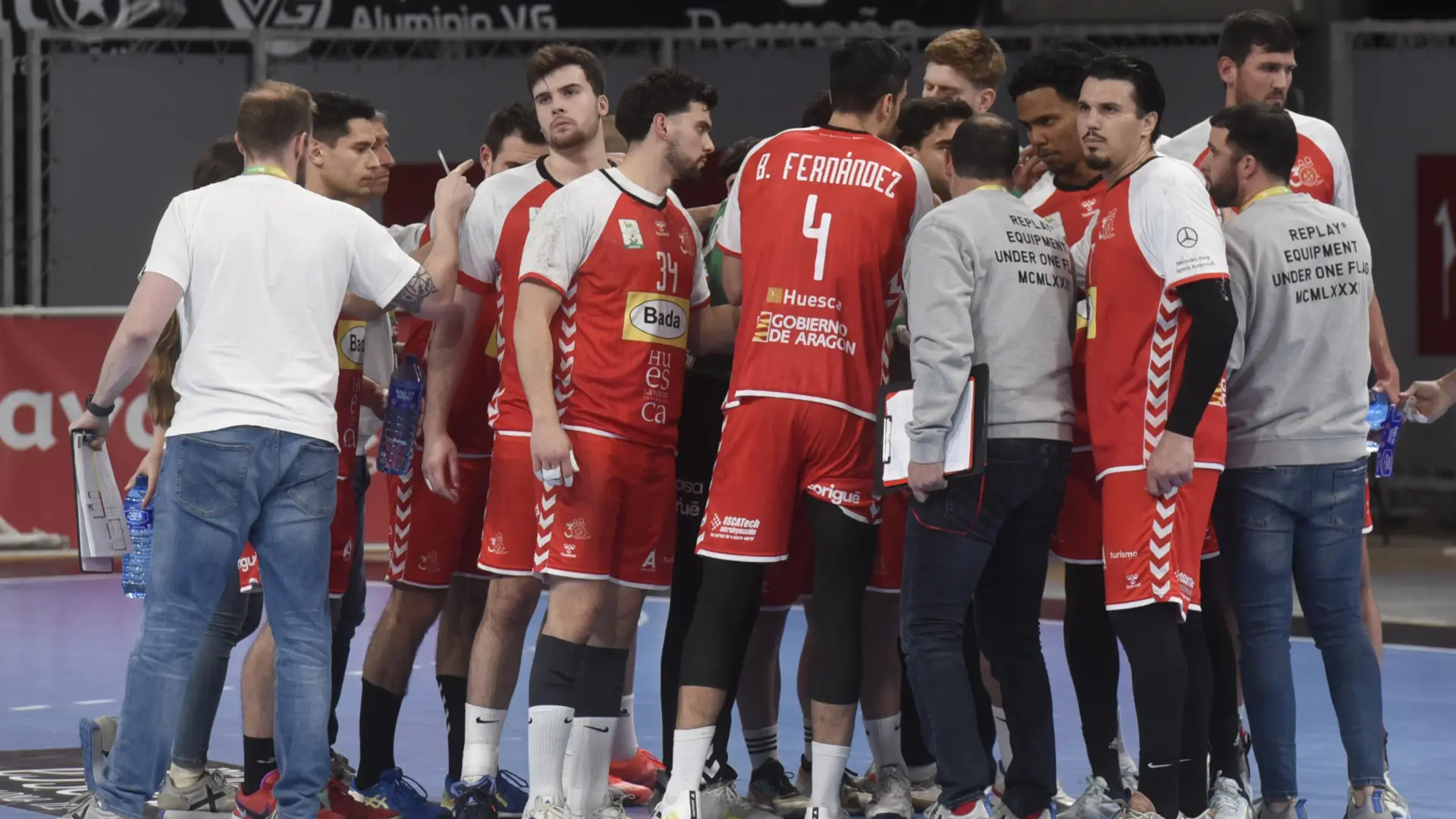 El Bada Huesca, ante su primera final por la supervivencia