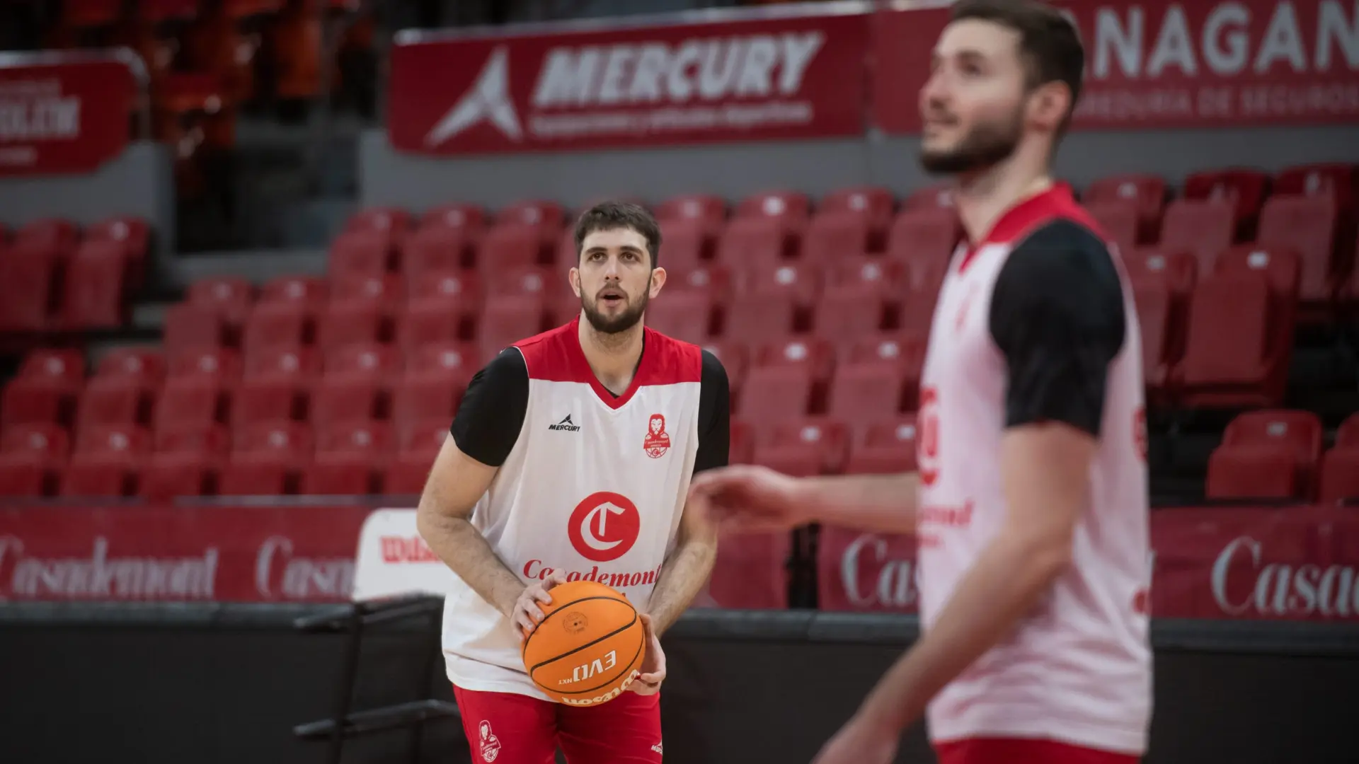 Jaime Fernández renueva con el Casademont Zaragoza hasta 2028