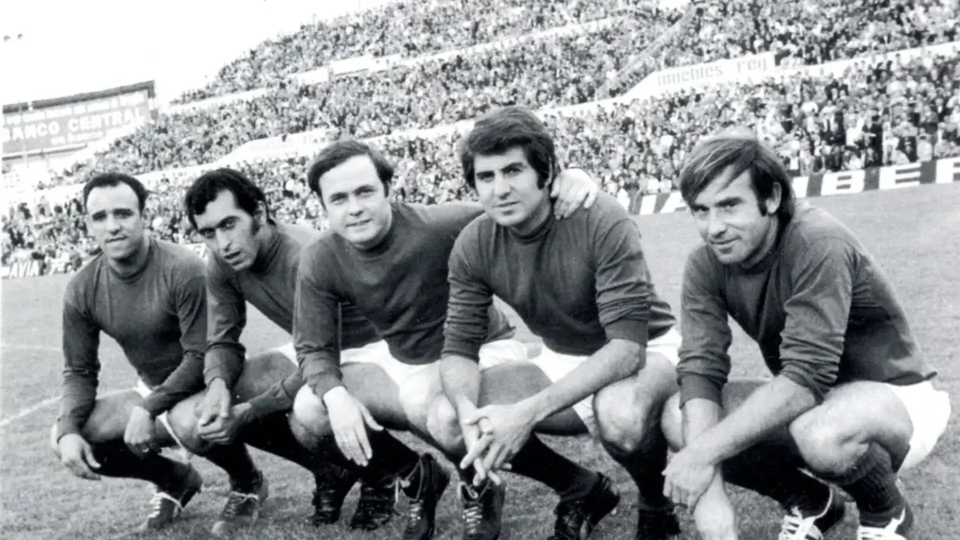 Rafael Rojas cuenta, en su primera novela, la desaparición del héroe ...