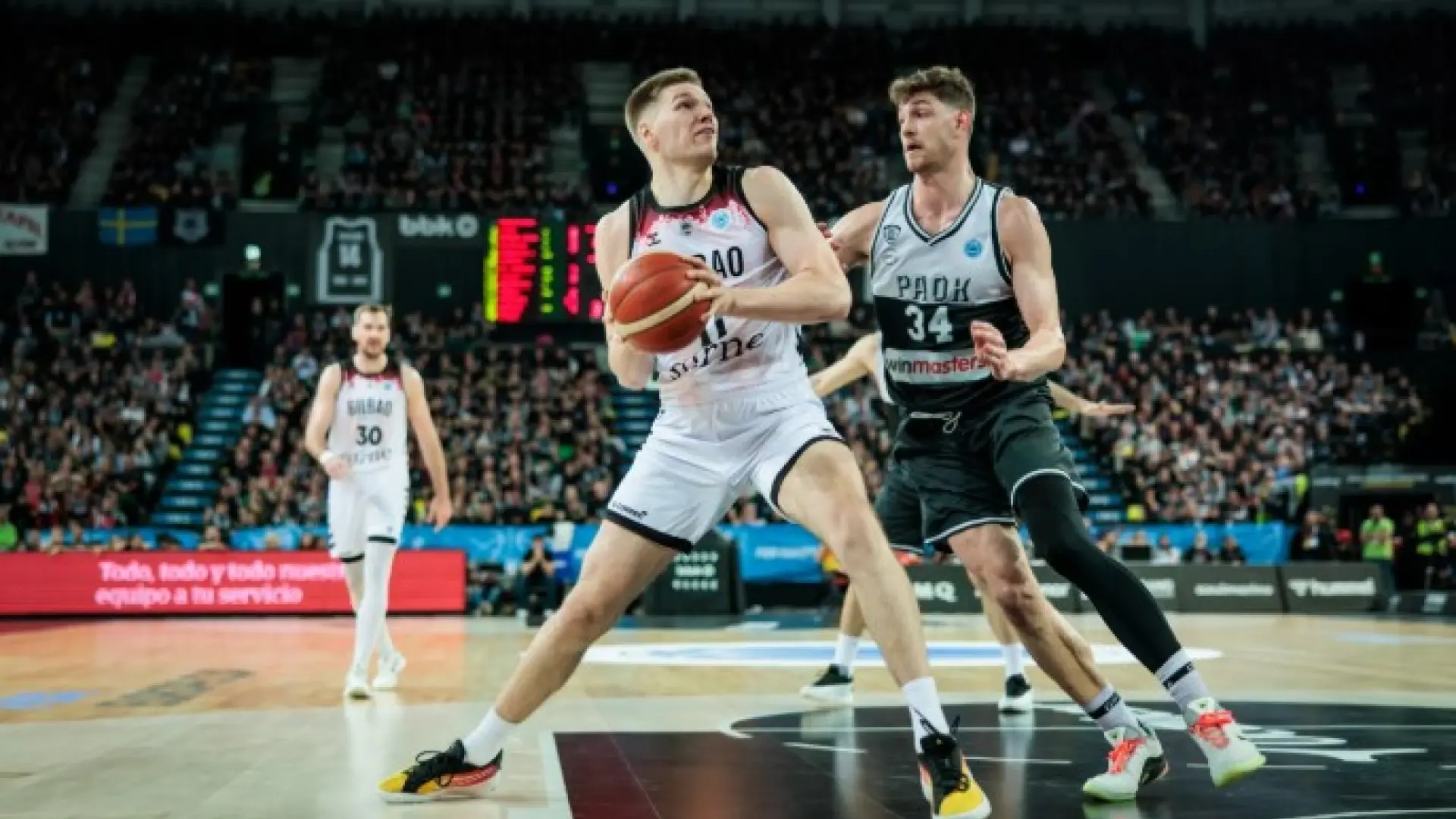 El Surne Bilbao gana al PAOK de Salónica en la ida de la final de la FIBA Europe Cup