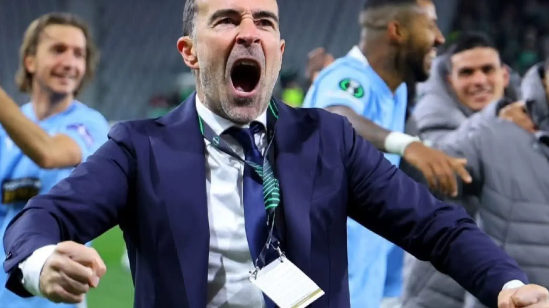 El exzaragocista Carcedo conquista la Liga de Chipre y los aficionados lo sacan a hombros