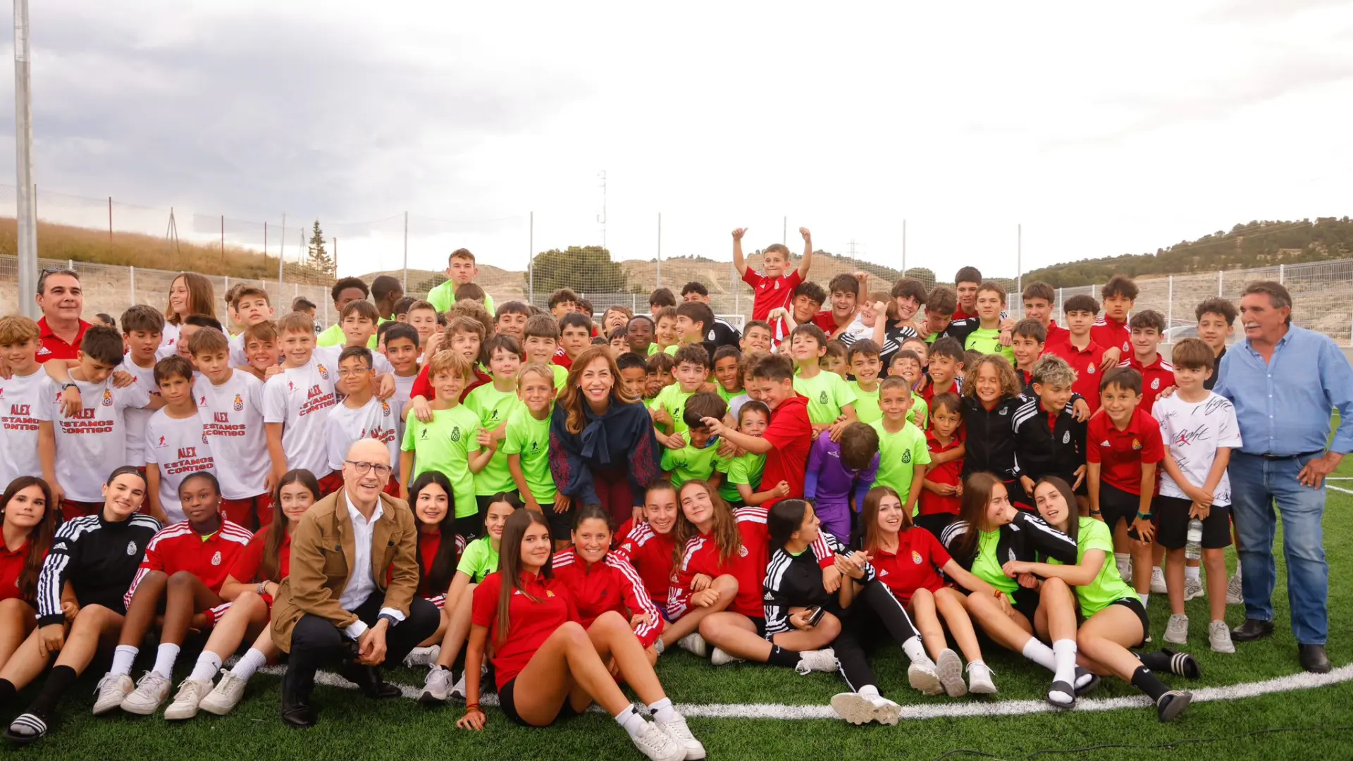 Así es el campo (casi) 'cinco estrellas' de fútbol 7 de Juslibol, donde ...