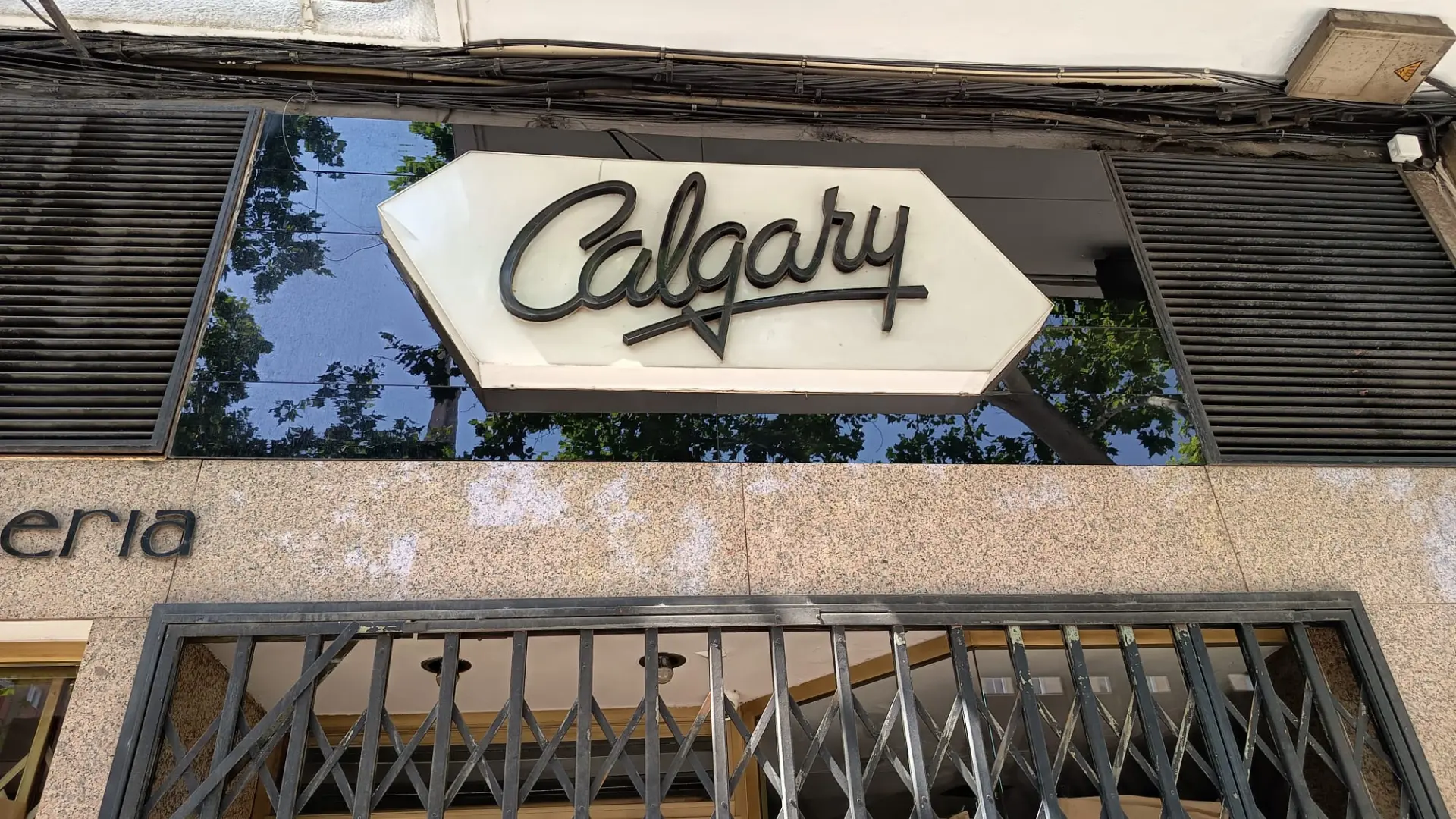 En fotos | Cierra la cafetería Calgary de Zaragoza tras casi 40 años ...