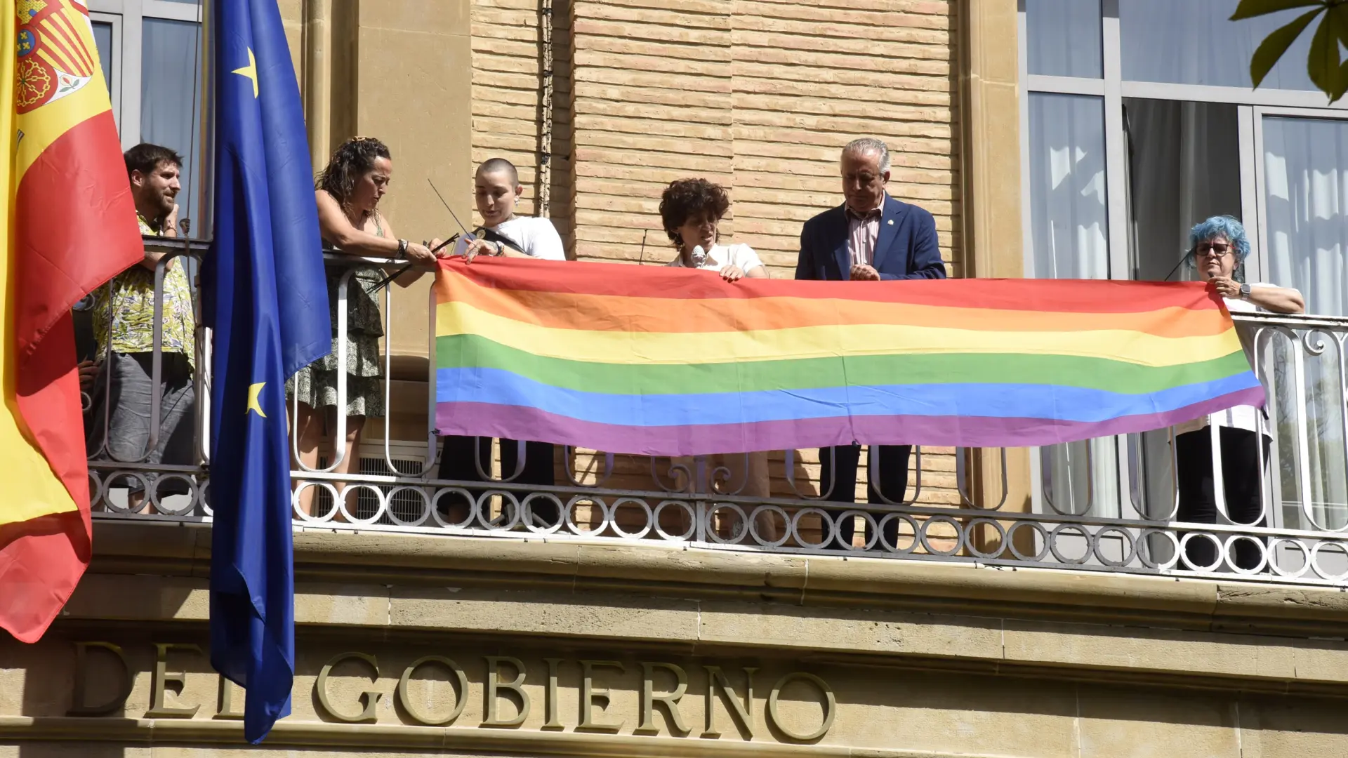 Huesca registra 32 denuncias de lgtbifobia en dos años: "Hay que llamar al 028 si te dicen ...