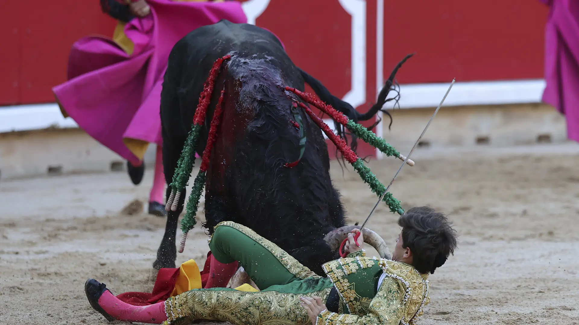 La presidencia le niega una merecida puerta grande al aragonés Aarón ...