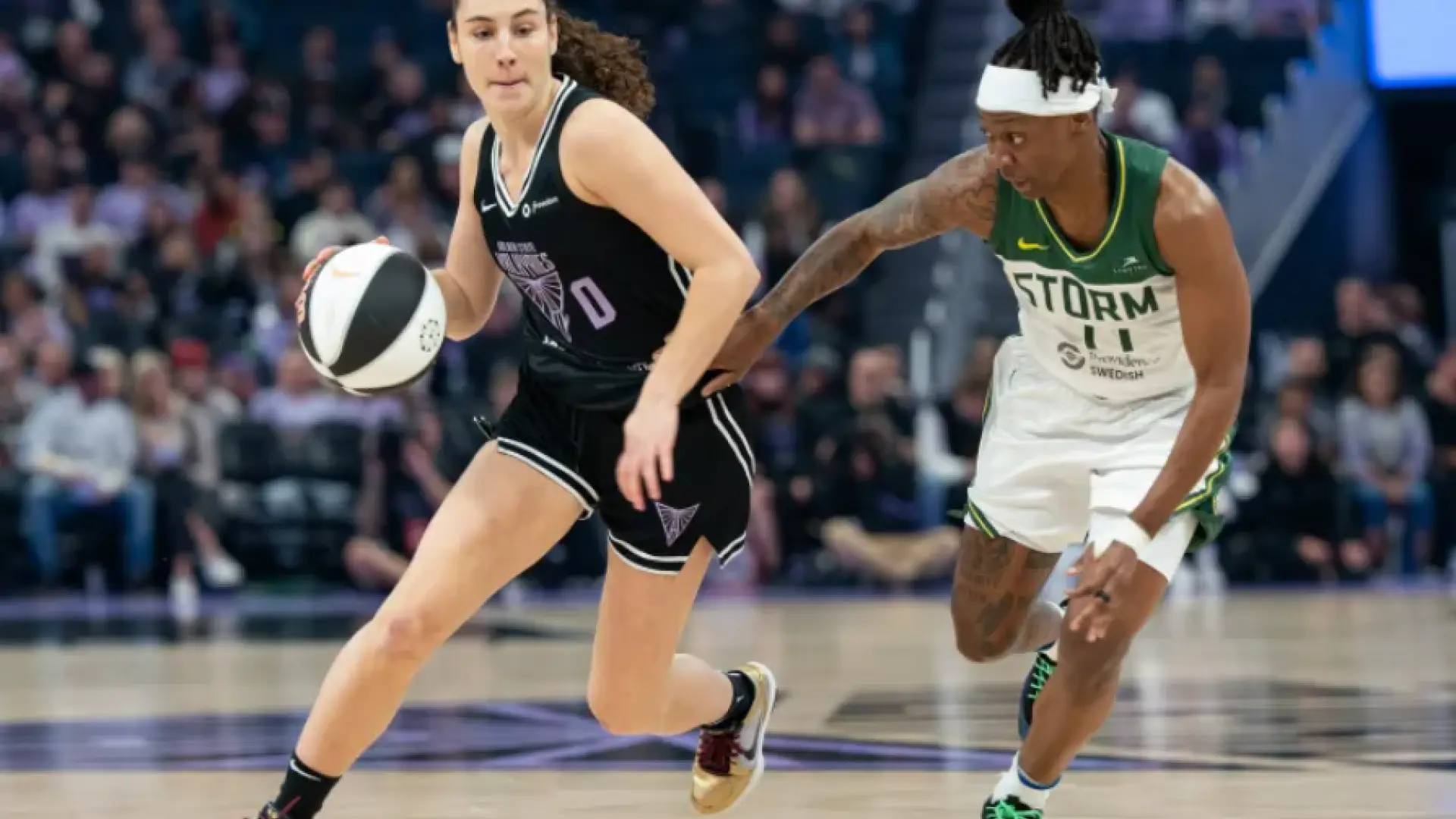 Carla Leite prosigue con sus exhibiciones ofensivas en la WNBA