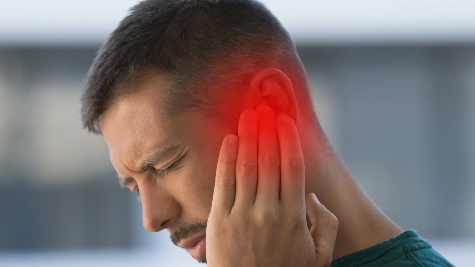 Cómo evitar la otitis externa: "Es importante no introducir objetos ...